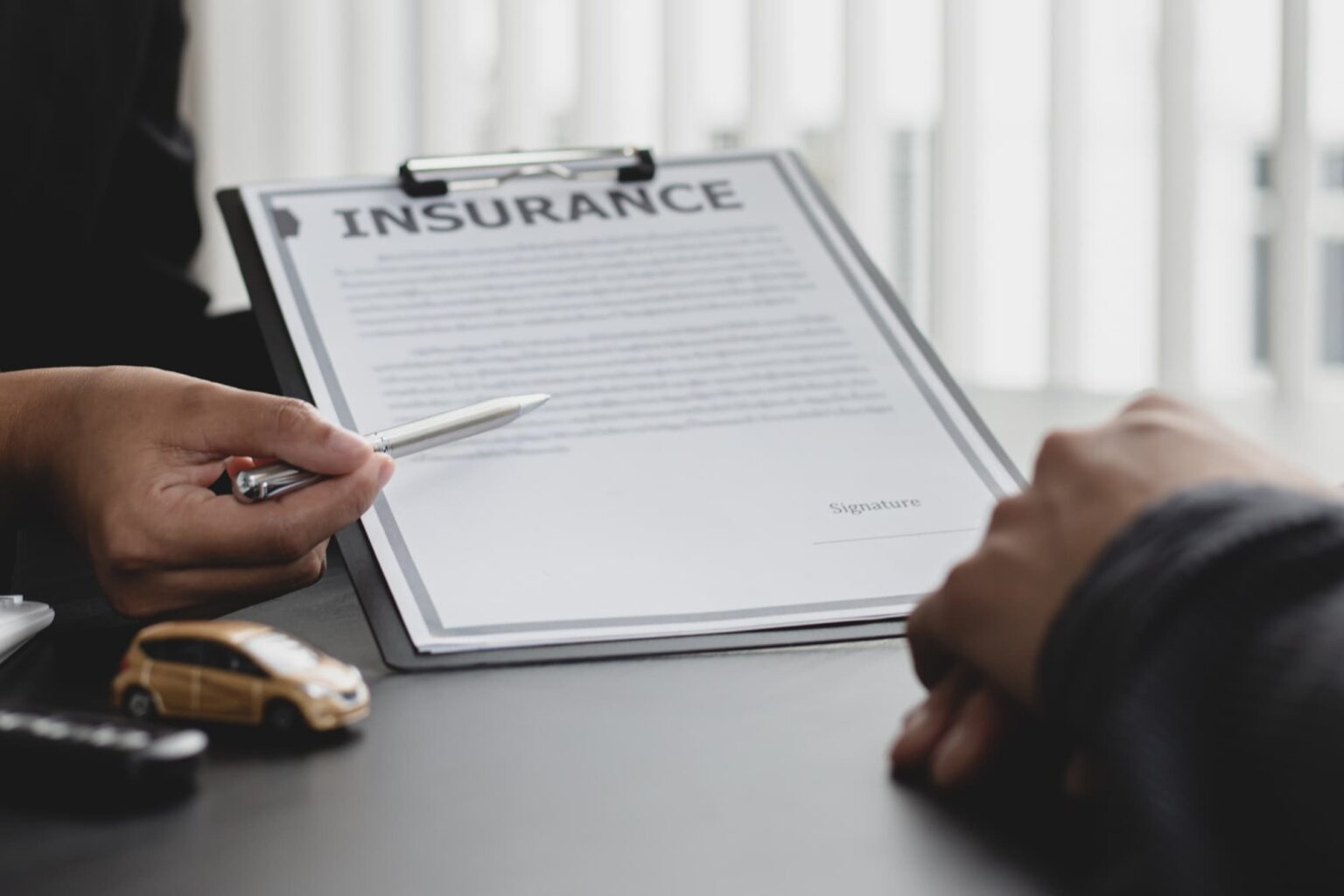 Grand Forks Distracted Driving Attorney | Lowe Law Group